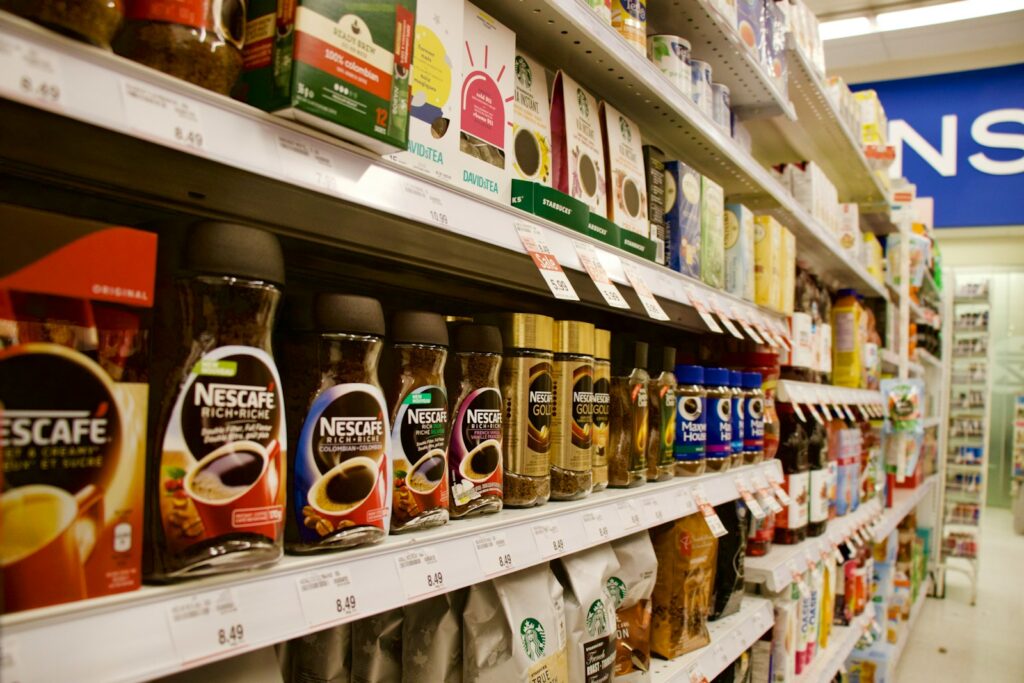 Horizontal vs Vertical Merchandising with Gondola Shelving — All You ...